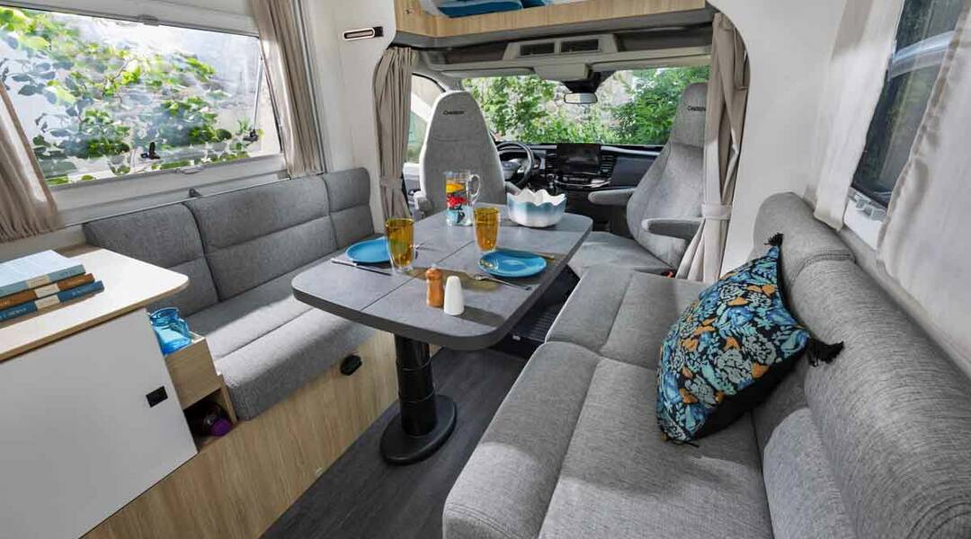 S614 the compact family low profile - Chausson